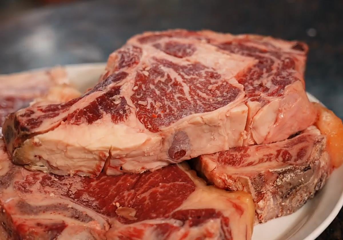 La txuleta en cazuela: tres minutos por cada lado y reposo | El Diario Vasco